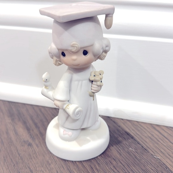 Precious Moments | Accents | Vintage Precious Moments Graduation Girl ...